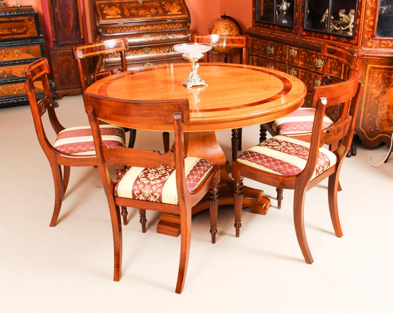 Vintage Circular Extending Dining Table by Charles Barr, 20th Century ...