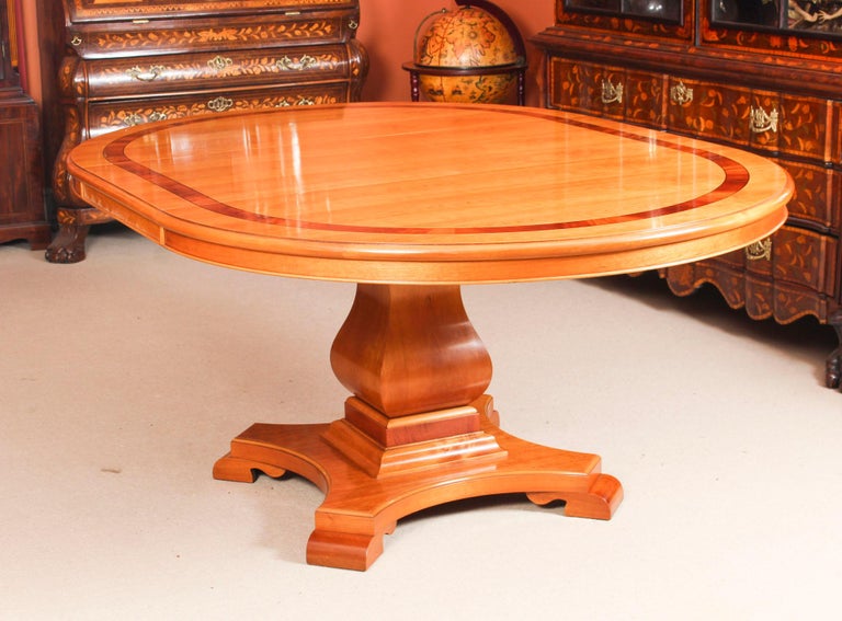 Vintage Circular Extending Dining Table by Charles Barr, 20th Century ...