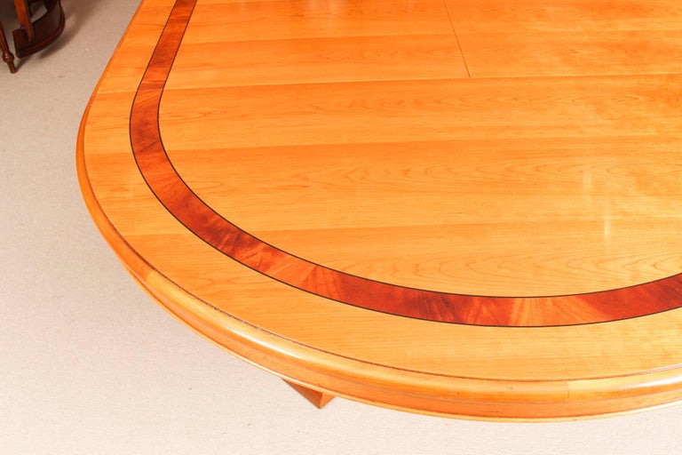 Vintage Circular Extending Dining Table by Charles Barr and 6+2 Chairs ...