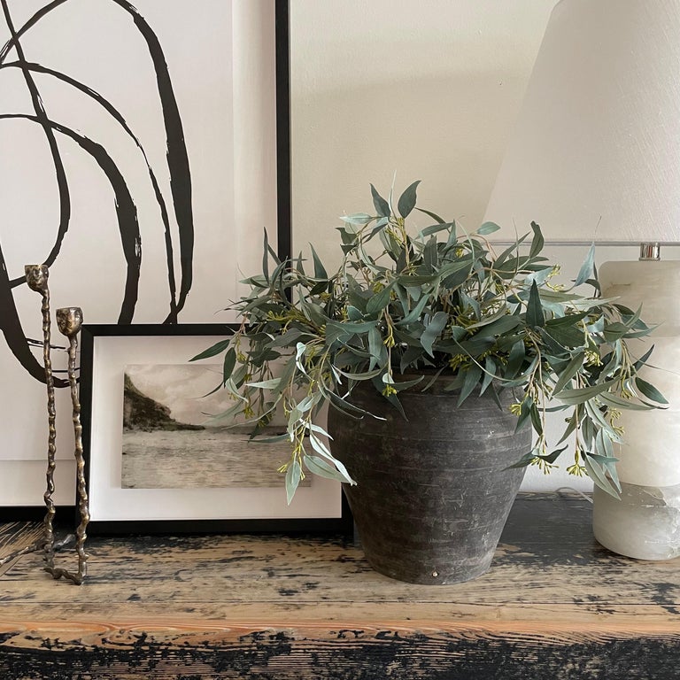Vintage Clay Pot Medium Size For Sale at 1stDibs