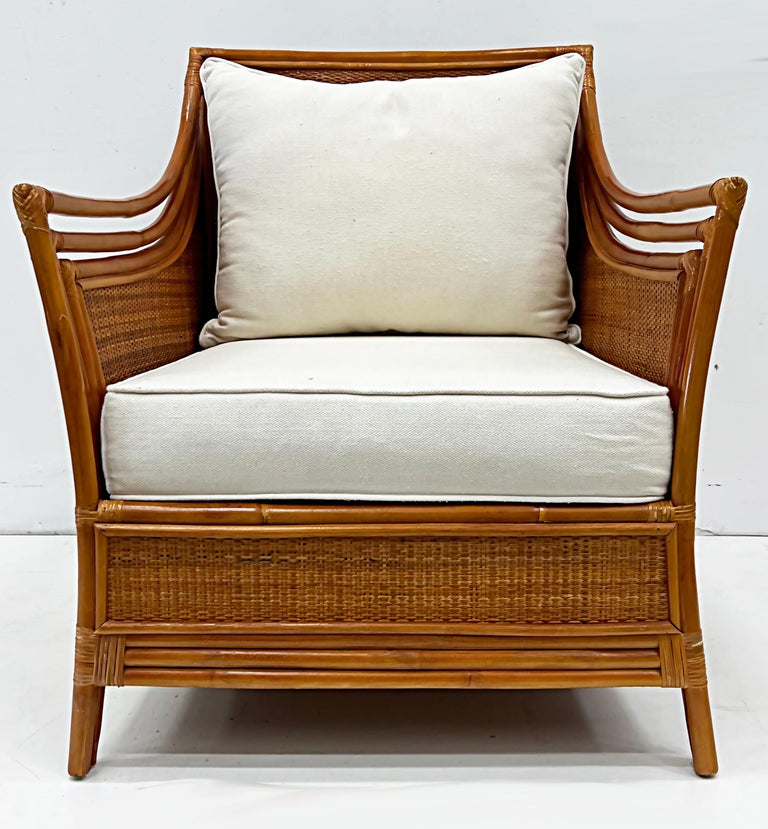 Vintage Coastal Rattan and Wicker Lounge Chair For Sale at 1stDibs