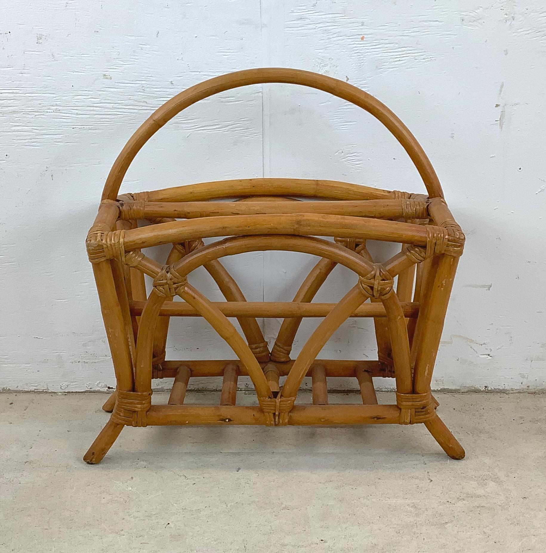 Vintage Coastal Rattan Magazine Rack For Sale at 1stDibs