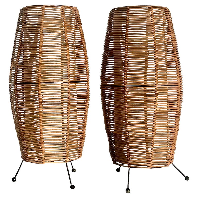 Paire de lampes de table vintage en rotin de style ctier En vente sur ...
