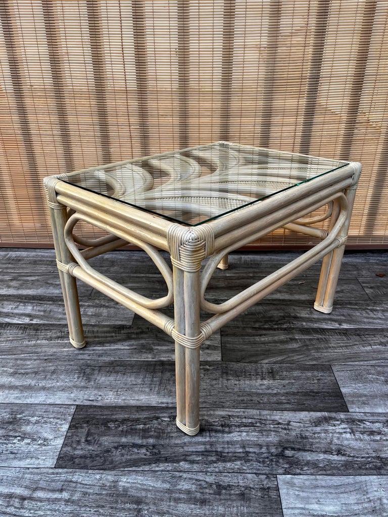 Vintage Coastal Style Pencil Reed Side Table For Sale at 1stDibs