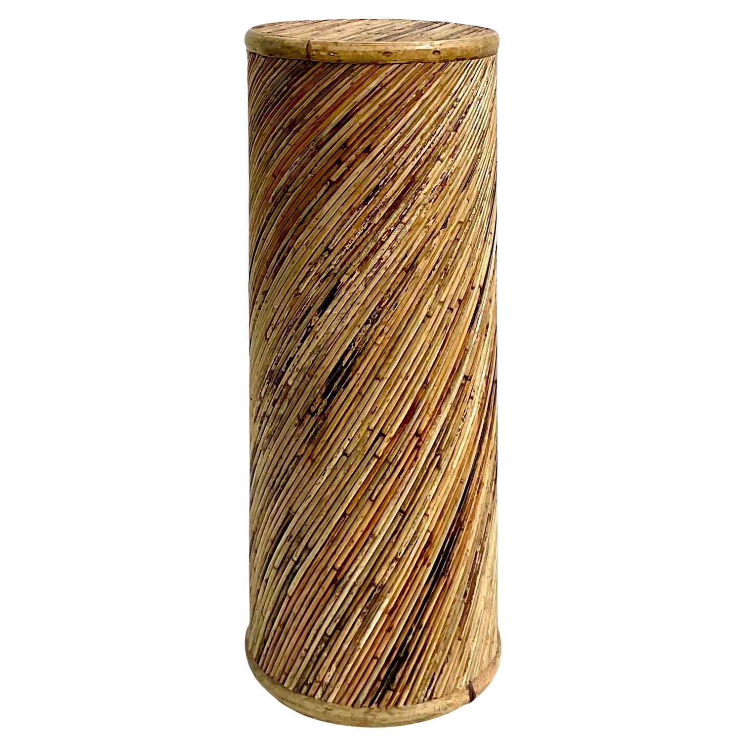 Vintage Coastal Twisted Pencil Reed Pedestal at 1stDibs
