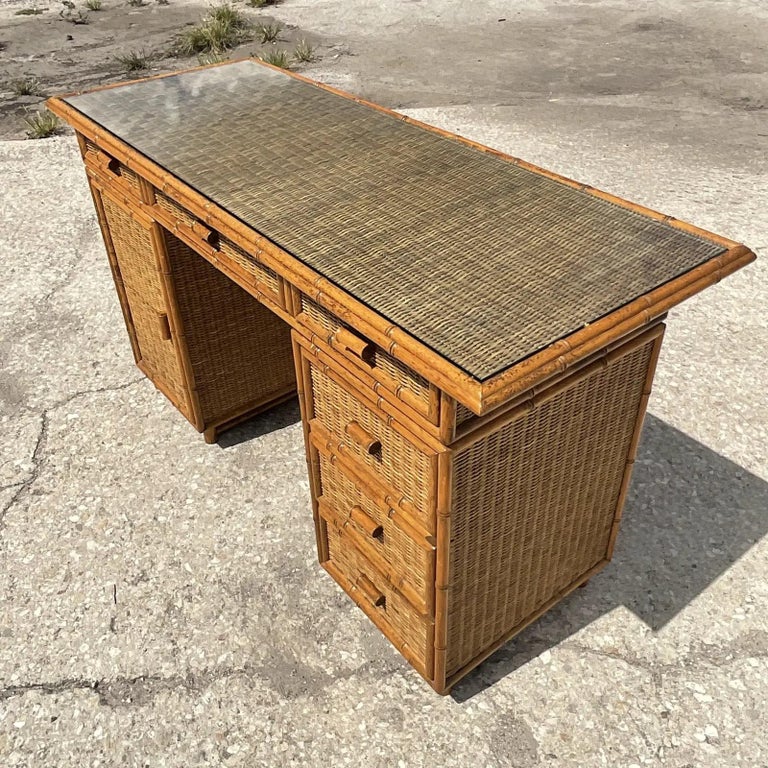 Vintage Coastal Woven Rattan Executive Desk For Sale at 1stDibs
