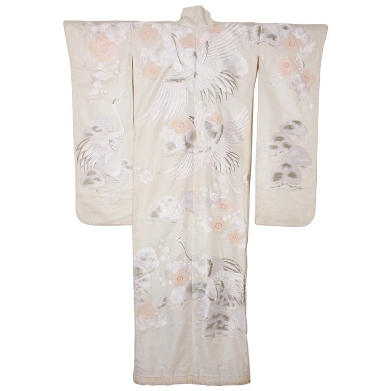 Vintage Kimono Collectable Japanese White Silk Ceremonial Wedding Dress ...