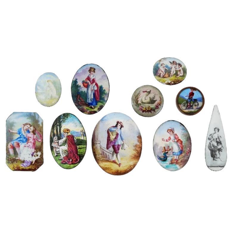 Vintage Collection Mixed European Enamel Plaques For Sale at 1stDibs
