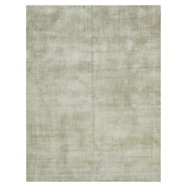 Vintage Collection Soft Gray Silk Rug For Sale at 1stDibs