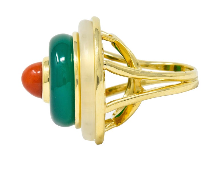 Vintage Coral Chrysoprase Rock Crystal 18 Karat Gold Circle Ring For ...