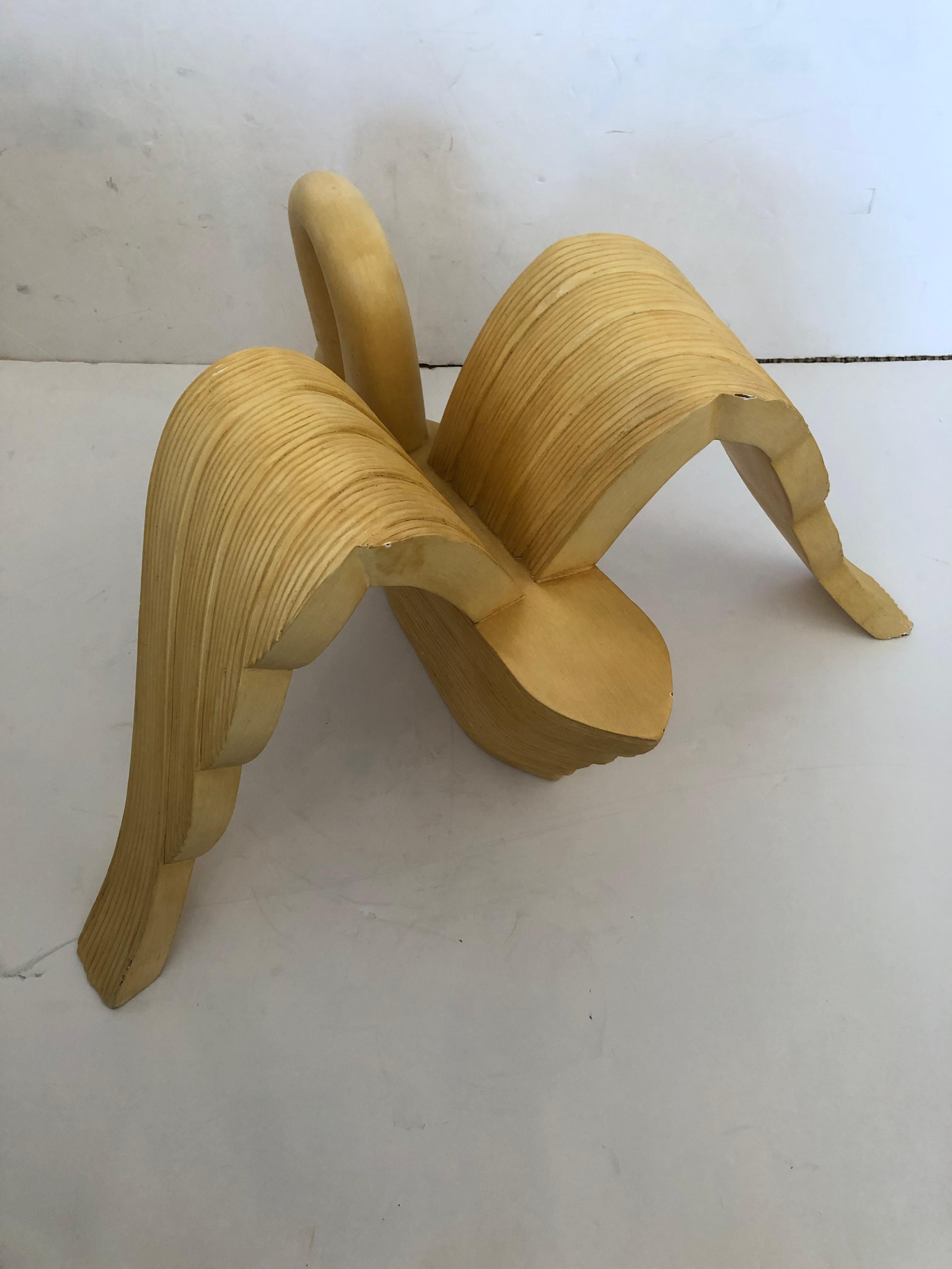 Vintage Cream Pencil Reed Swan Motife Coffee Table For Sale at 1stDibs