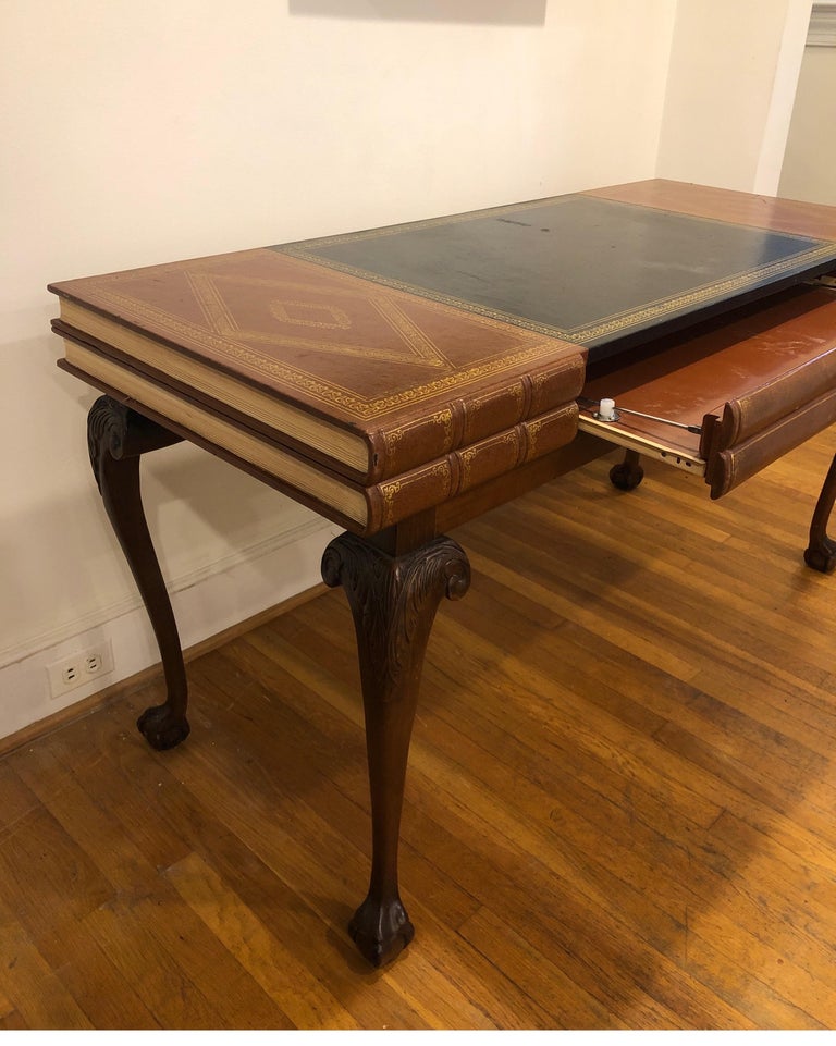 Vintage Custom Pulaski Writing Desk, Style of Theodore Alexander ...