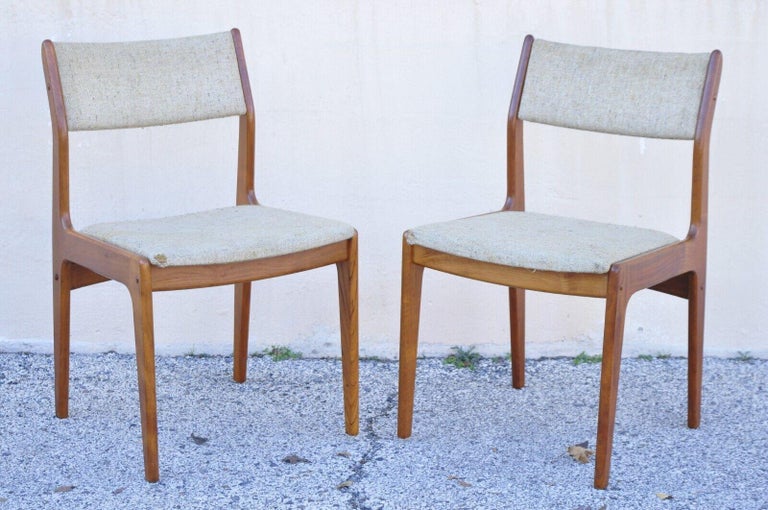 Vintage D-Scan Teak Wood Mid-Century Modern Danish Style Dining Chairs ...