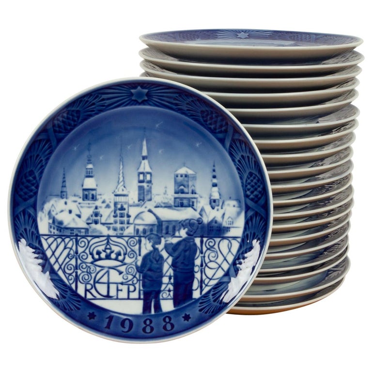 Vintage Danish Christmas Plates, Set of 20 at 1stDibs