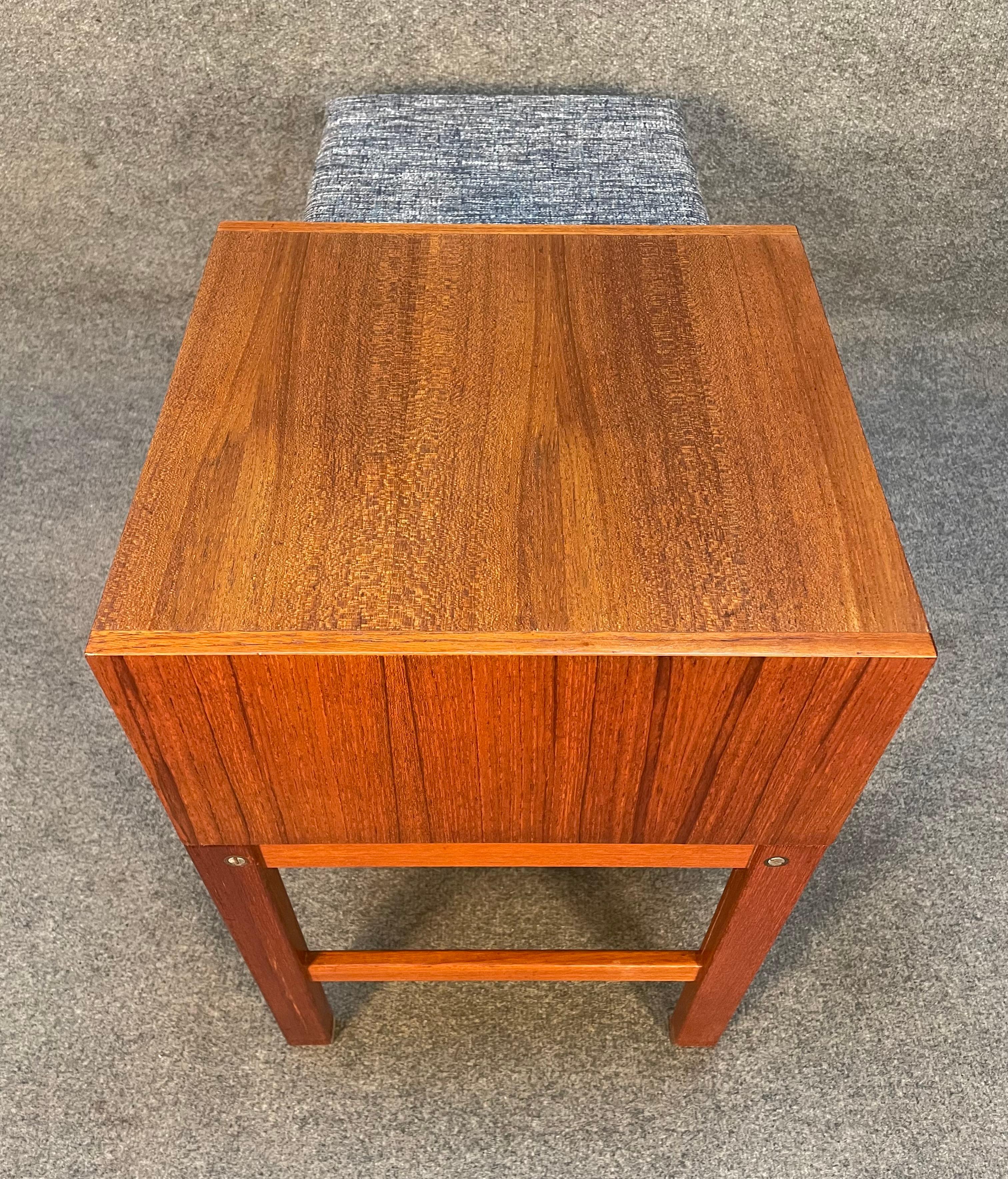 Vintage Danish Mid-Century Modern Teak Entry Bench at 1stDibs