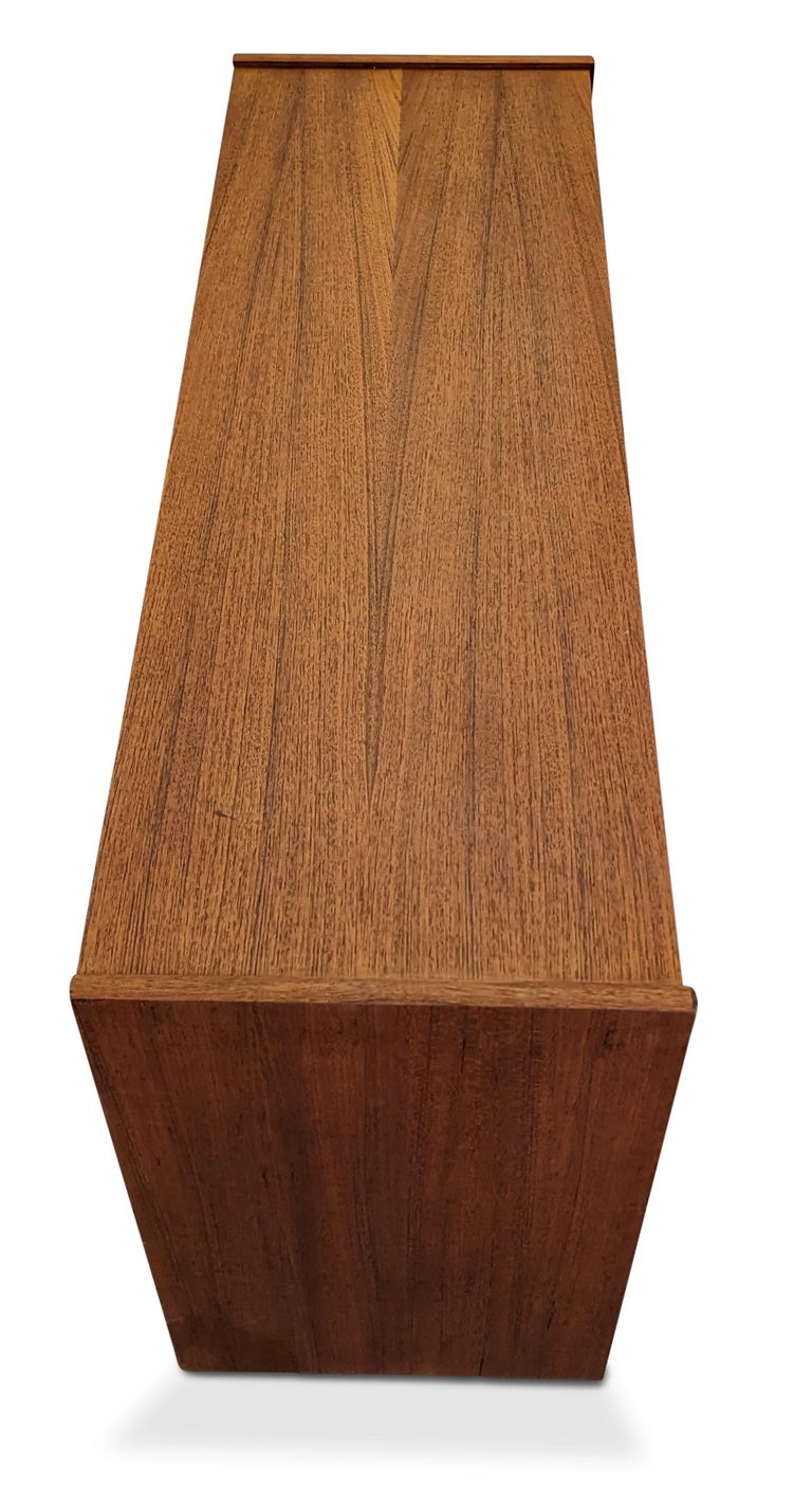 Vintage Danish Midcentury Small Teak Sideboard, 042355 For Sale at 1stDibs