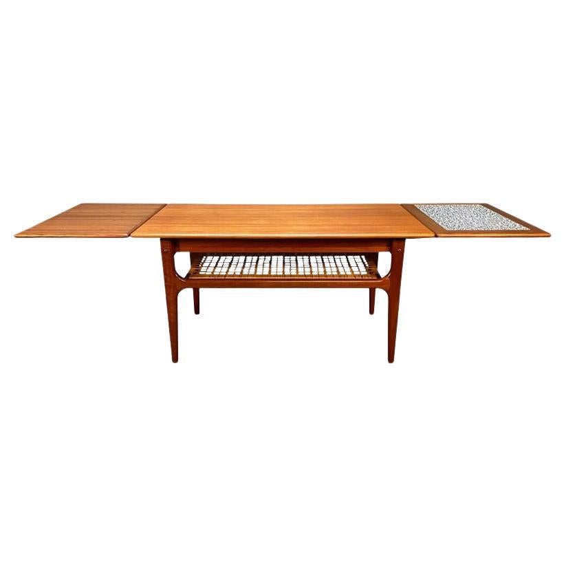 Povl Dinesen Danish Modern Teakwood Coffee Table at 1stDibs