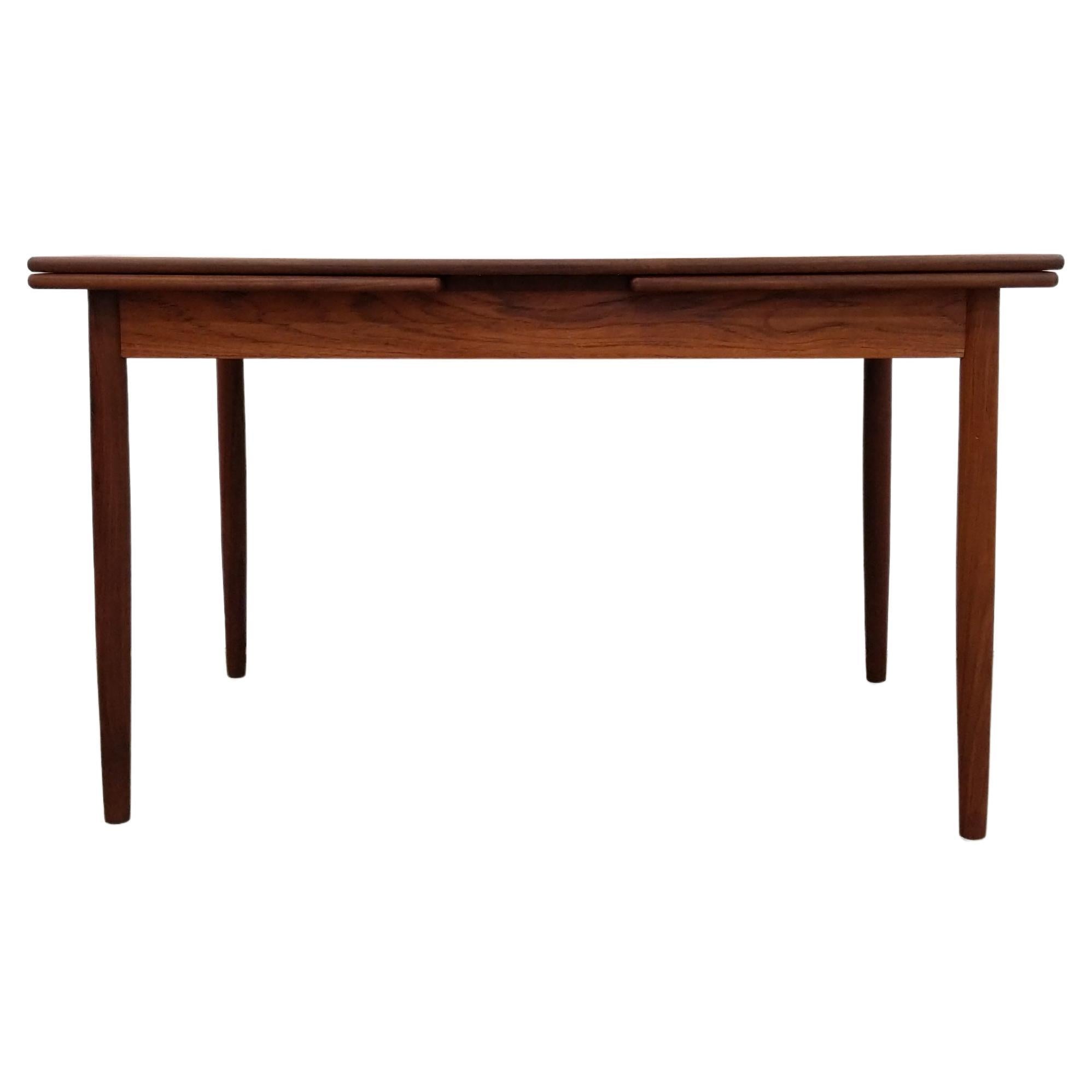 Vintage Danish Modern Teak Extendable Dining Table For Sale at 1stDibs