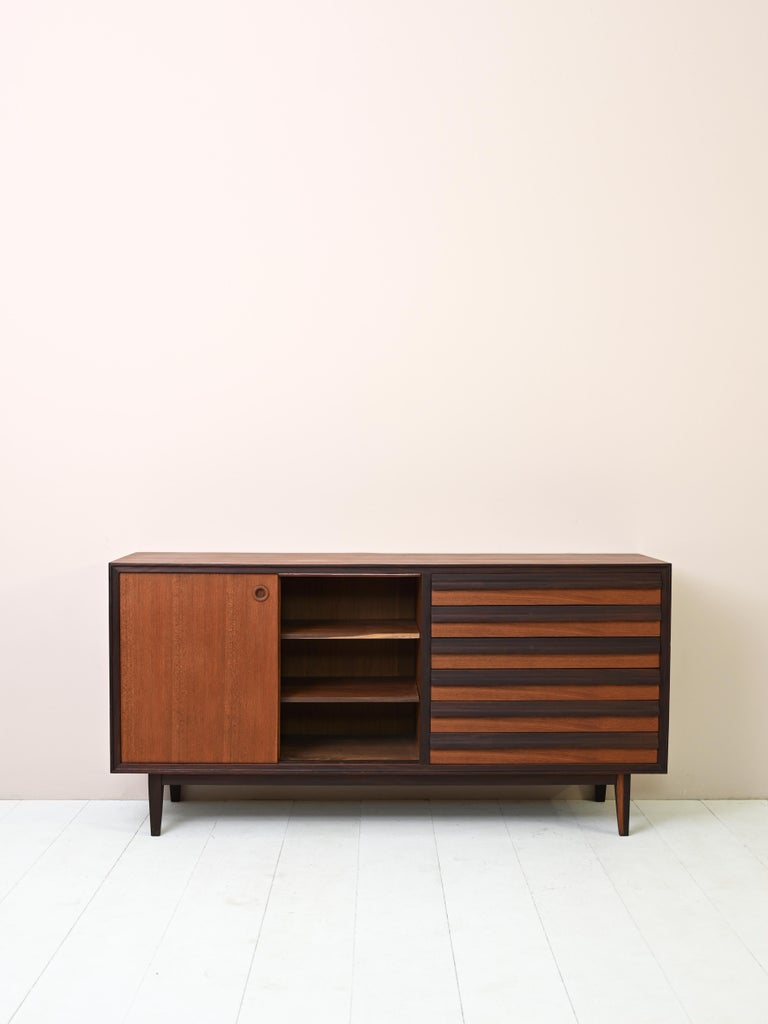 Vintage Design Sideboard For Sale at 1stDibs