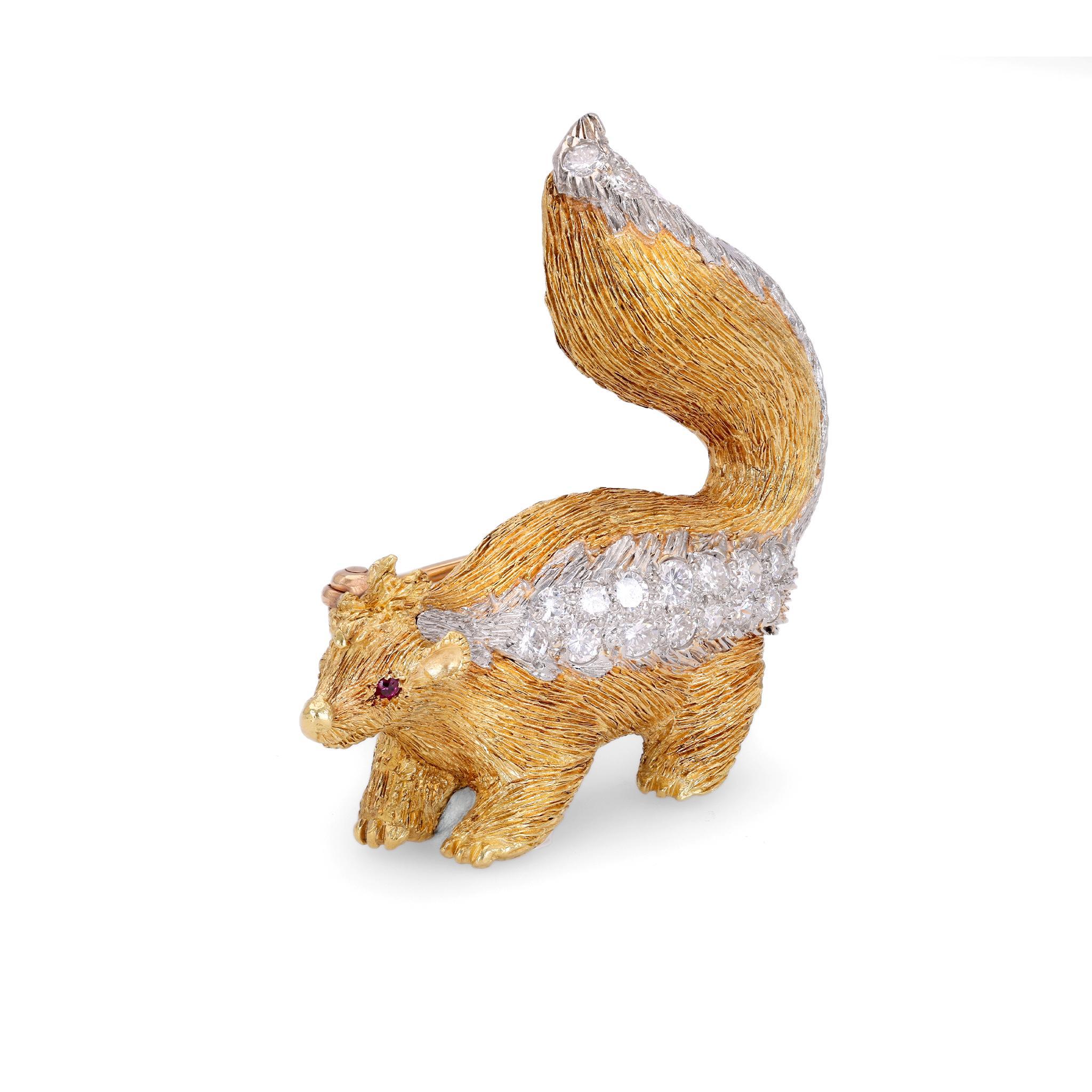 Vintage Diamond 18k Gold Skunk Brooch For Sale at 1stDibs