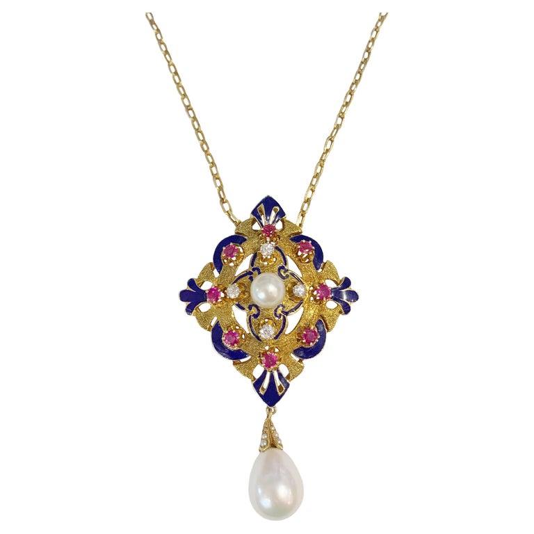 Vintage Diamond Ruby Pendant with Pearls in Yellow Gold For Sale at 1stDibs