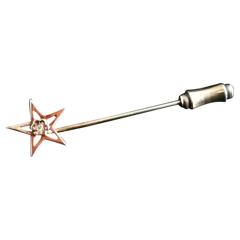Vintage Diamond Star Stick Pin, 9 Karat Yellow Gold at 1stDibs