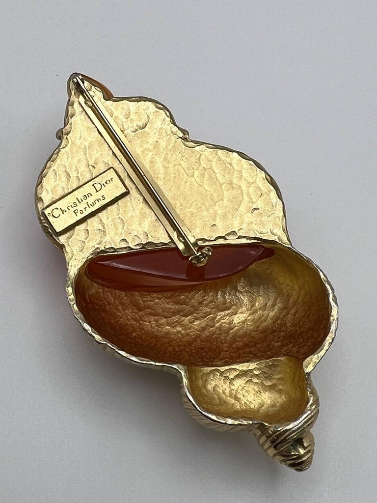 Vintage Dior Parfumes Seashell Brooch, 1987s For Sale at 1stDibs