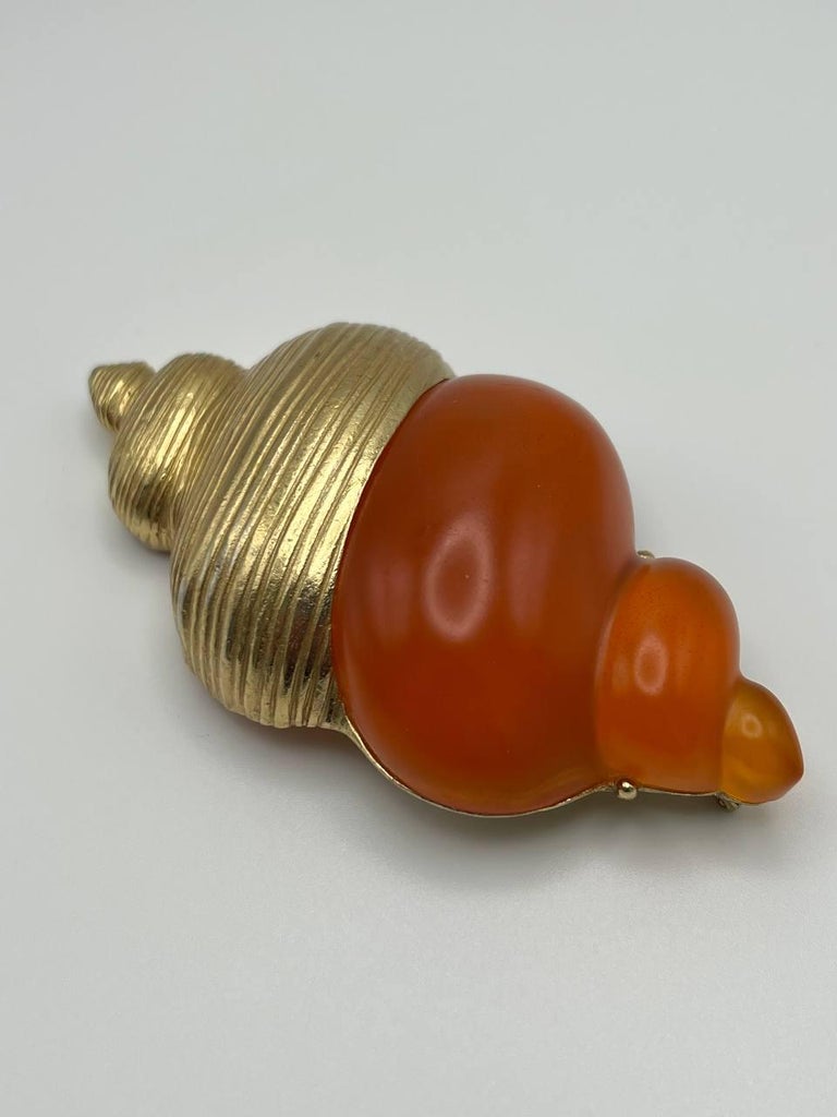 Vintage Dior Parfumes Seashell Brooch, 1987s For Sale at 1stDibs