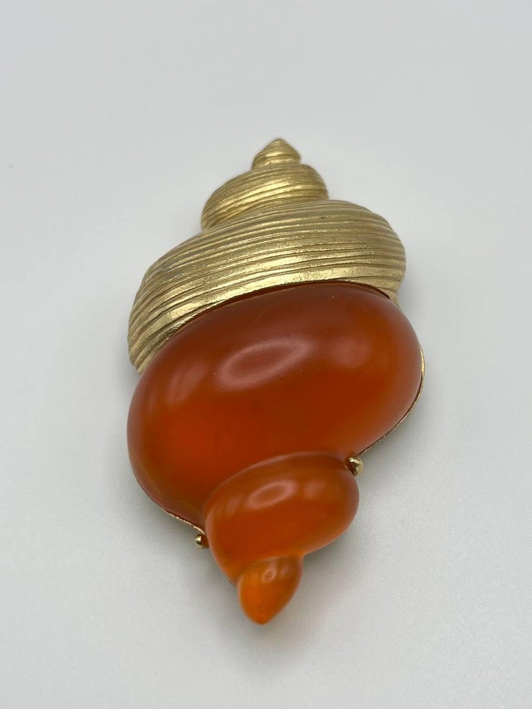 Vintage Dior Parfumes Seashell Brooch, 1987s For Sale at 1stDibs