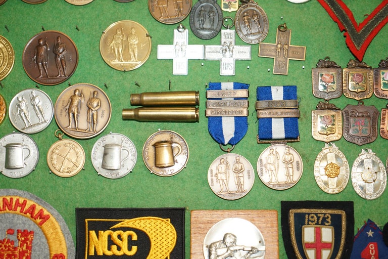 VINTAGE DISPLAY CASE FULL OF SHOOTiNG SNIPER MEDALS AND AWARDS MUST SEE ...