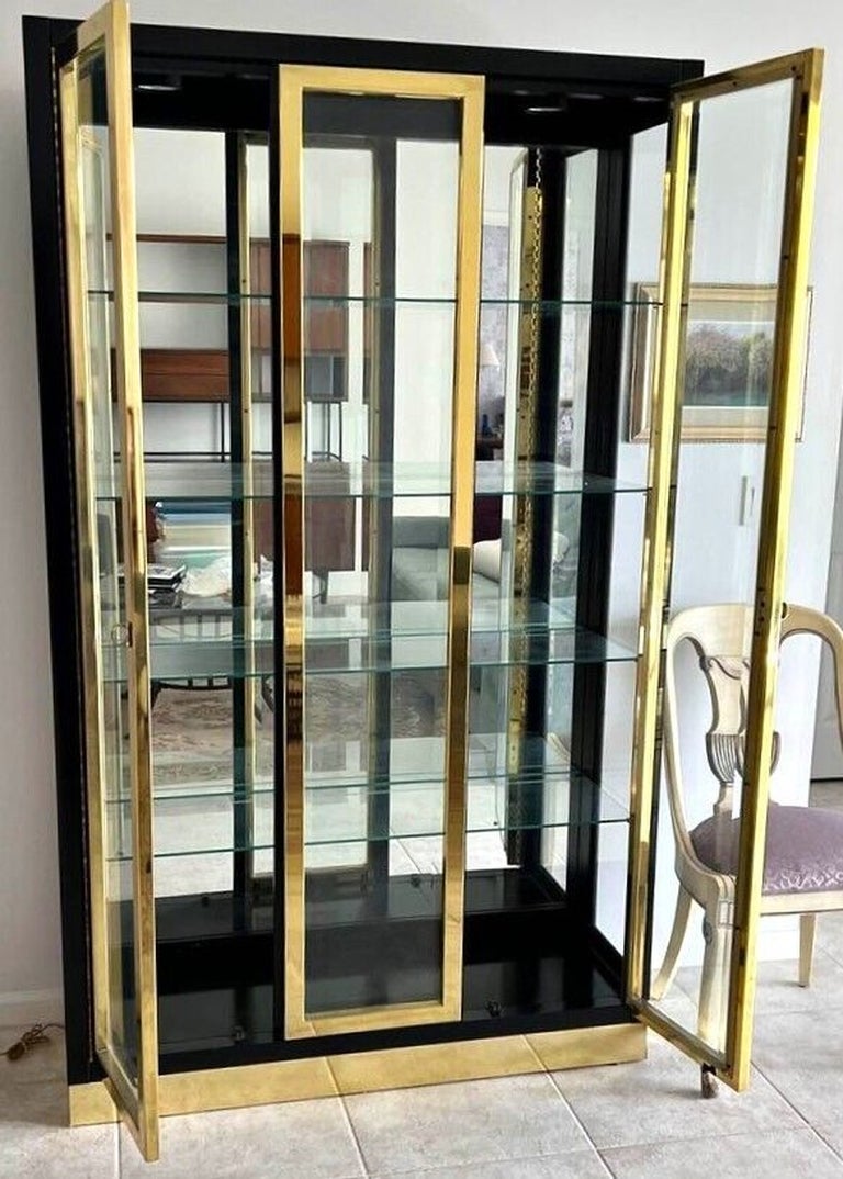 Vintage Display Case Vitrine by Henredon For Sale at 1stDibs