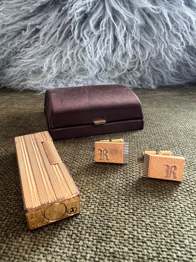 Vintage “Dunhill” Gold Plated Lighter and “Murat” Cufflinks For Sale at ...