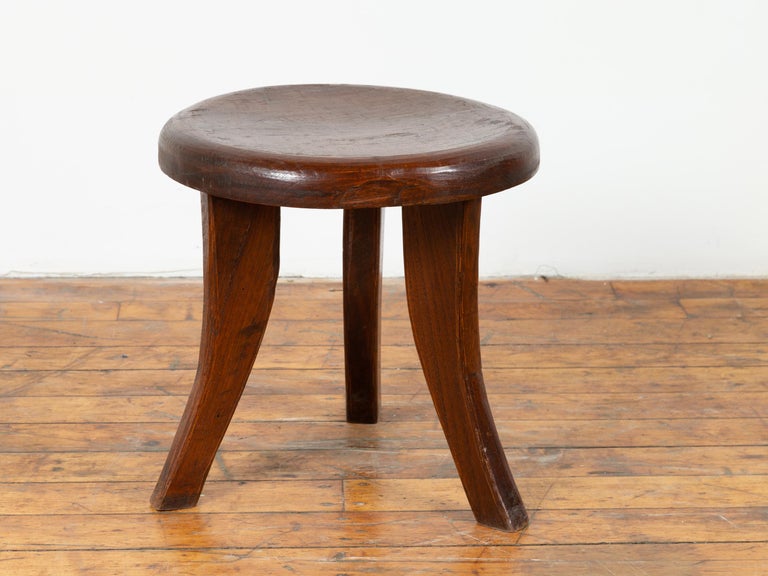 Vintage Dutch Colonial Rustic Three-Legged Wooden Stool with Saber Legs ...