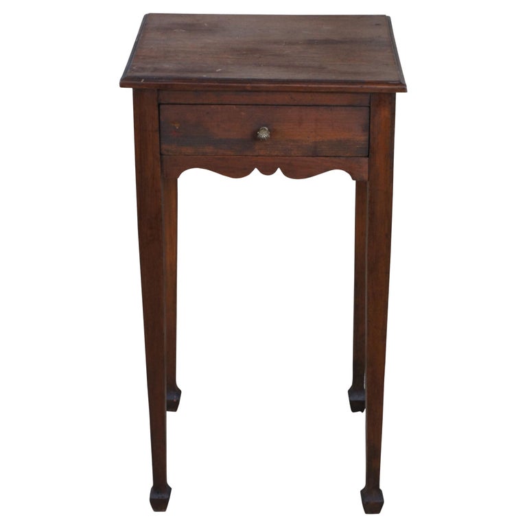 Vintage Early American Style Pine Bedside End Table W/ Drawer Federal ...