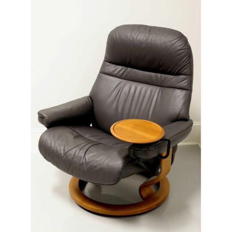 EKORNES Stressless "Sunrise" Leather Reclining Swivel Chair and Ottoman ...