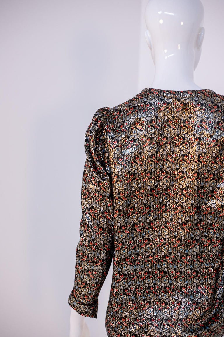 Vintage Elegant Gold Brocade Jacket with Jewel For Sale at 1stDibs