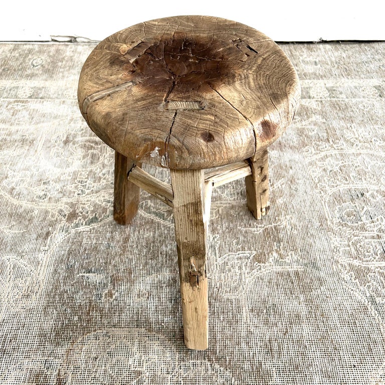 Vintage Elm Wood Round Stool For Sale at 1stDibs