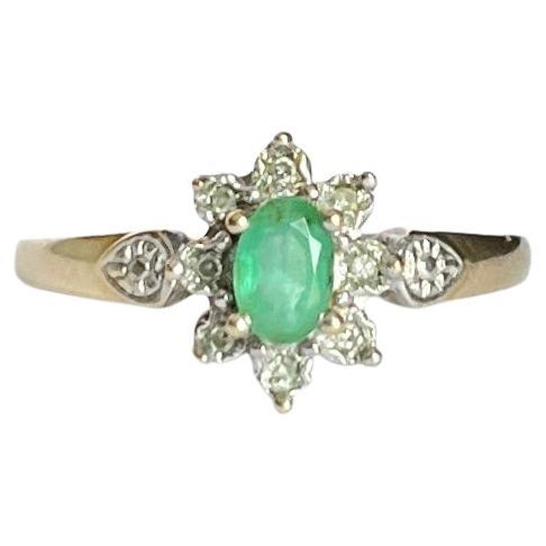 Vintage Emerald and Diamond 9 Carat Gold Cluster Ring For Sale at 1stDibs