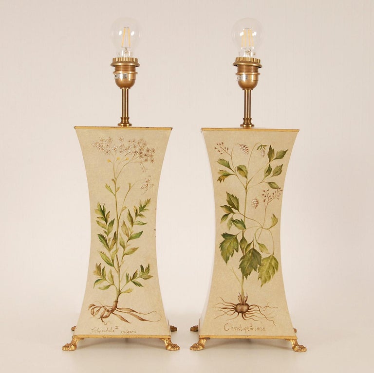 Vintage English French Country Style off White and Green Floral Table ...