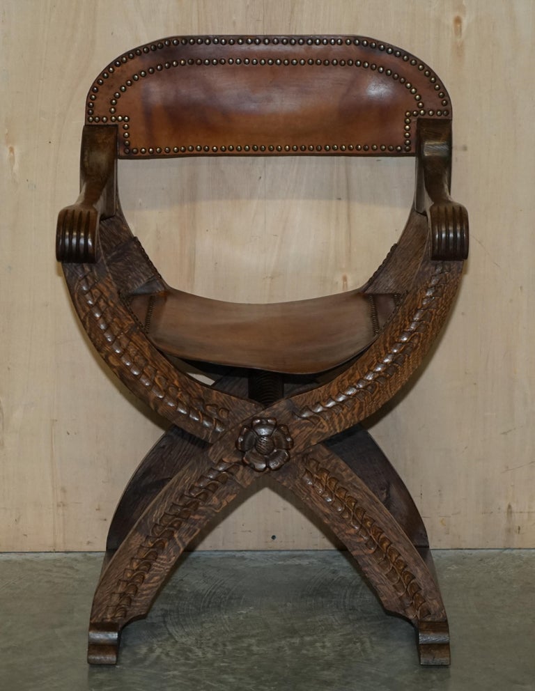 CHAISE EN CUIR MARRON ENGLiSH DE STYLE JACOBEAN Sculptée À LA MAIN EN ...