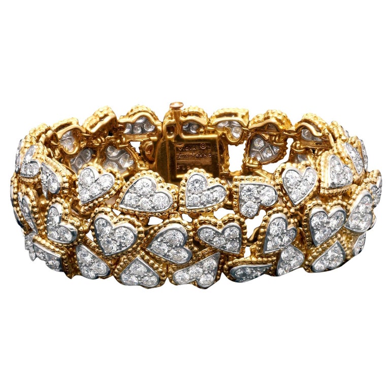 Vintage Van Cleef and Arpels 'Entwined Diamond Hearts' Bracelet at 1stDibs