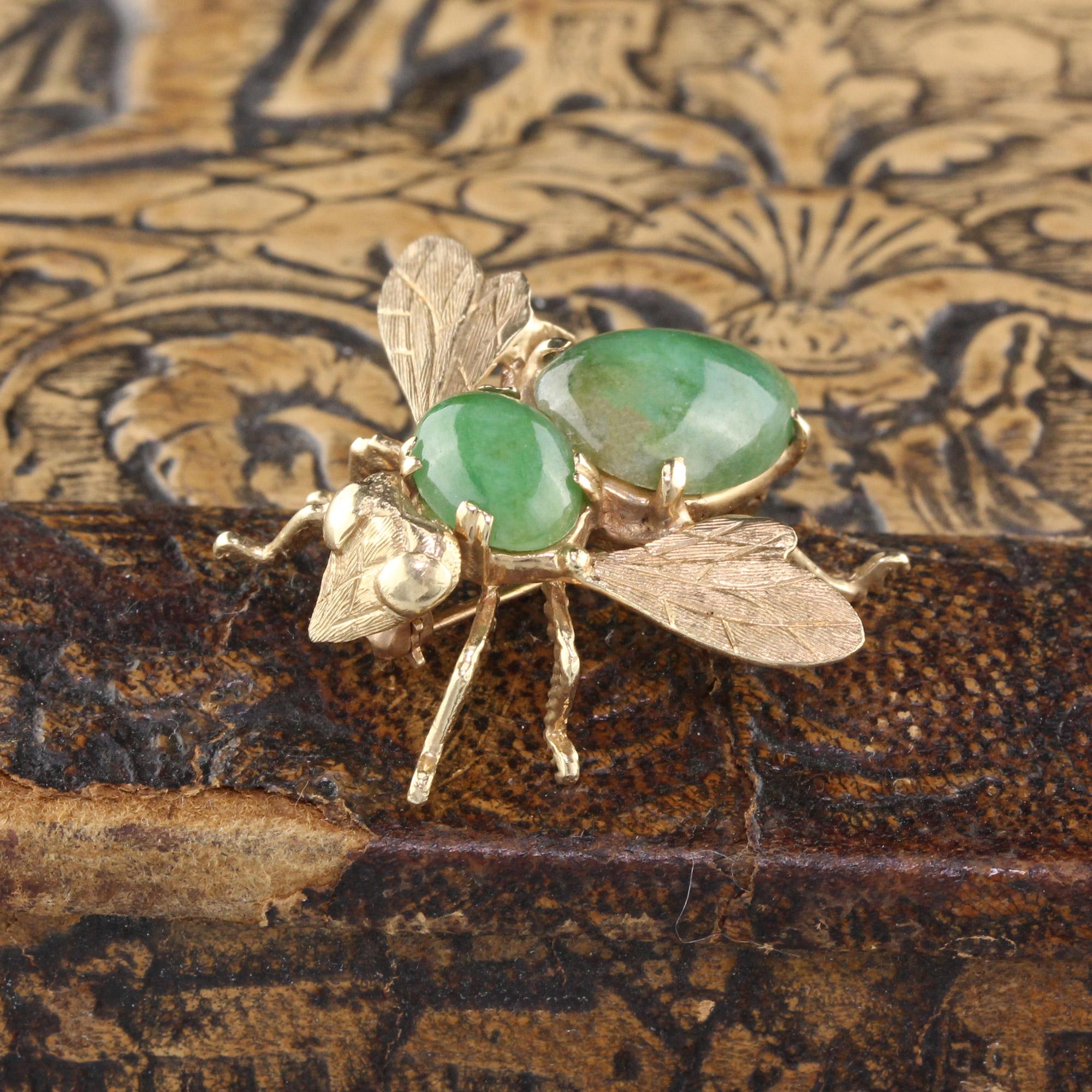 Vintage Estate 14 Karat Yellow Gold Jade Bee Brooch at 1stDibs