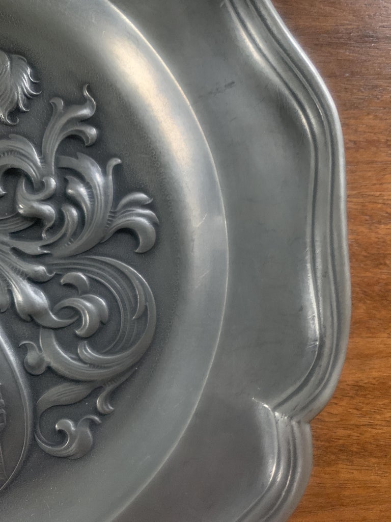 Vintage European Pewter Wall Plate with Coat of Arms For Sale at 1stDibs