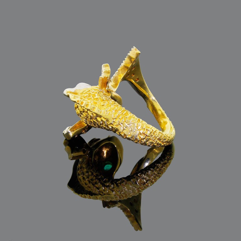 Vintage Exquisite 18 Karat Gold Diamond Emerald Koi Carp Fish Wrap Ring ...