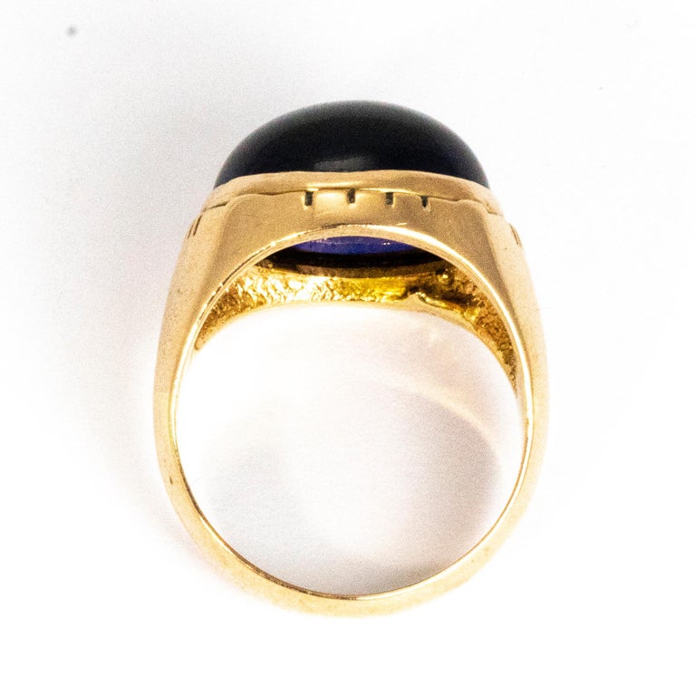 Vintage Extra Large Blue Stone Cabochon and 18 Carat Gold Bishops Ring ...