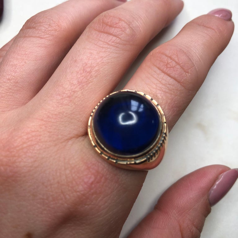 Vintage Extra Large Blue Stone Cabochon and 18 Carat Gold Bishops Ring ...