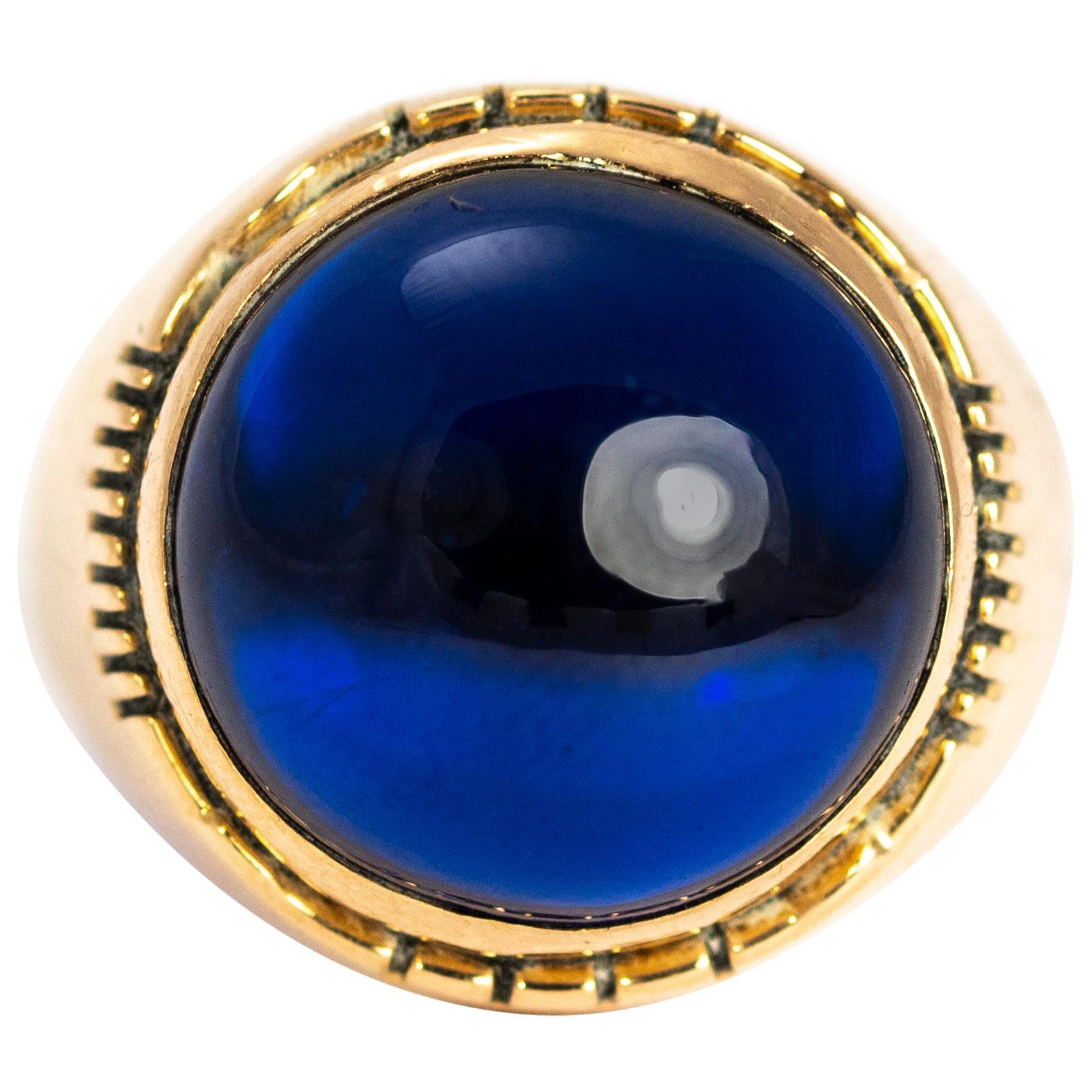 Vintage Extra Large Blue Stone Cabochon and 18 Carat Gold Bishops Ring ...
