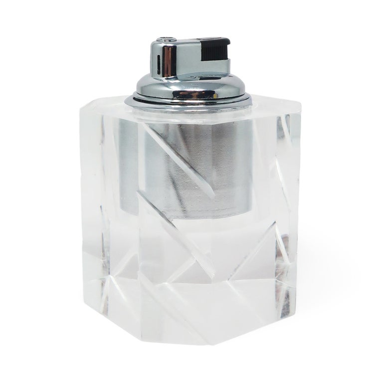 Vintage Faceted Lucite Table Lighter For Sale at 1stDibs