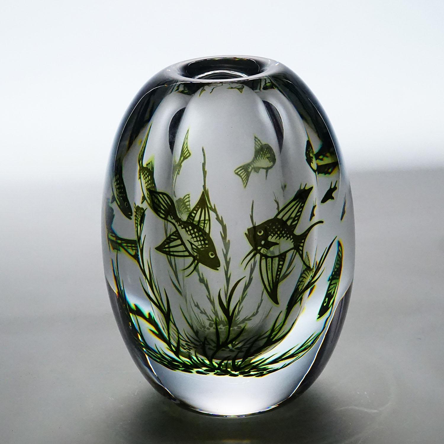 Vintage Fish Graal Vase by Edward Hald for Orrefors, Sweden 1963 For ...