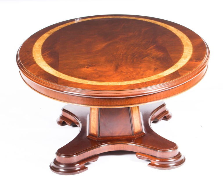 Vintage Flame Mahogany Oval Coffee Table by Charles Barr, 20th Century ...
